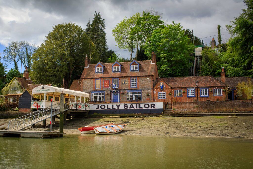 Jolly Sailor, Hamble | Riverside Pub & Restaurant nr Southampton