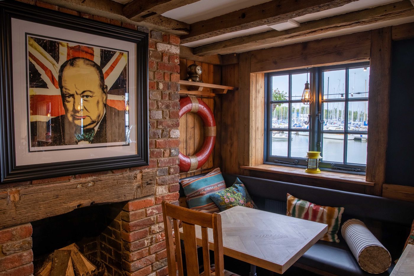 Jolly Sailor | About Our Stunning Pubs With Room